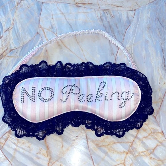 Victoria's Secret | Accessories | Victorias Secret No Peeking Blindfold ...